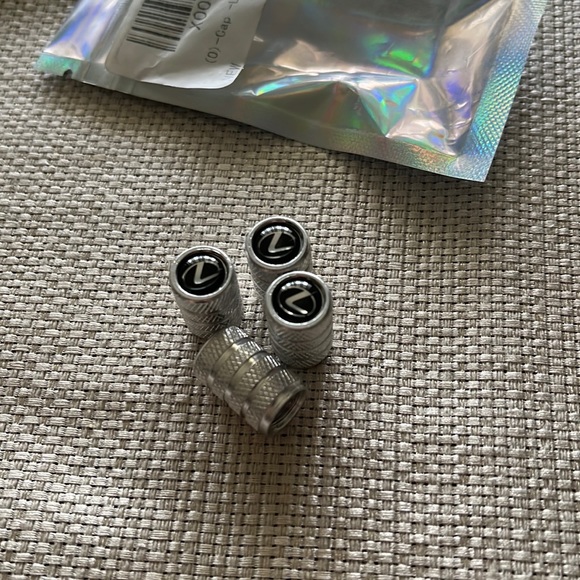 Accessories | 31 New Lexus Silver Tire Valve Caps Metal | Poshmark